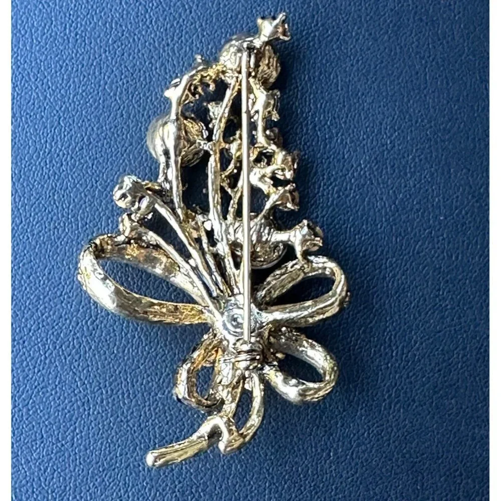 Artisan Crafted | Jewelry | Artisan Mcm Brooch Pin 225 Inch Flower ...